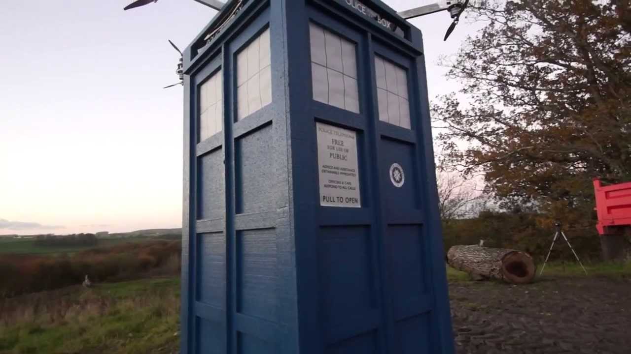 Flying TARDIS - Making of part 2 - YouTube