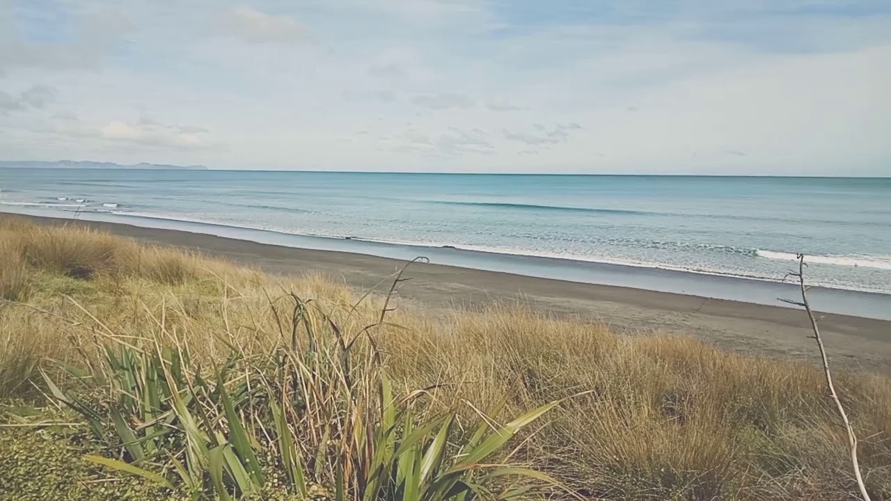 Ruapuke Surf Beach - YouTube