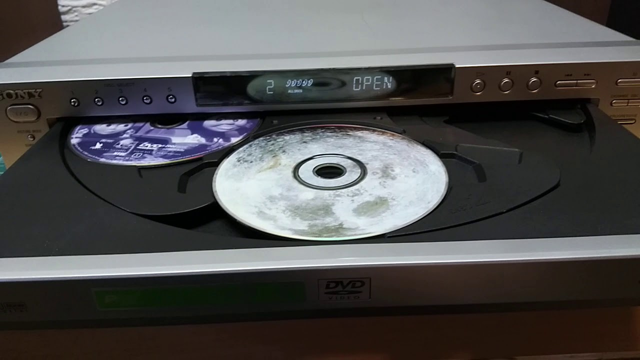 SONY DVP-NC665P DVD CD Player Demo - YouTube