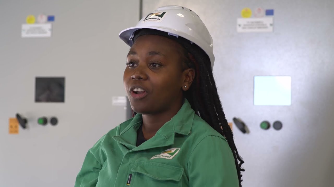 NamPower Omburu 20 MW PV Power Station - YouTube