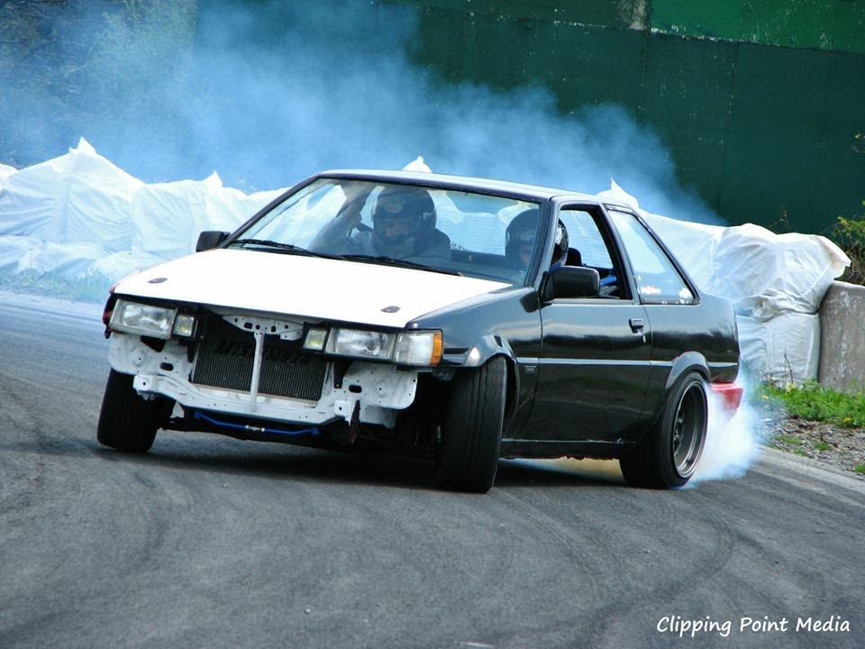 Tandem Drifting at Topp Drift - YouTube