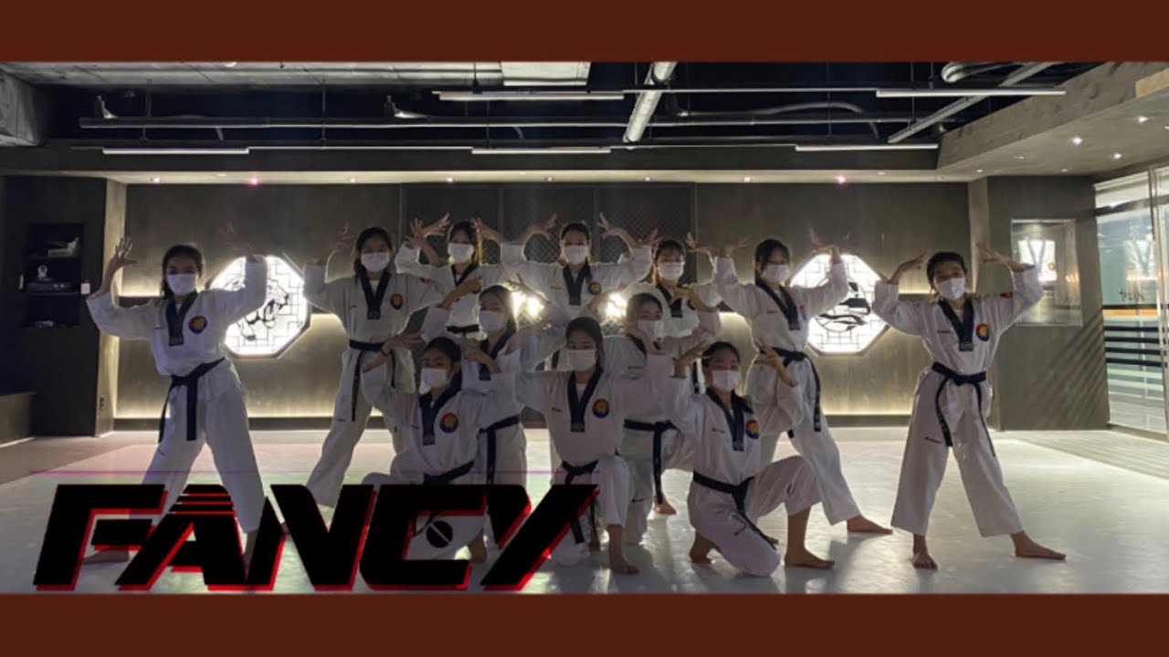 트와이스 - FANCY taekwon dance ver. 여자팀 단체 태권체조 [k타이거즈 세종관] - YouTube