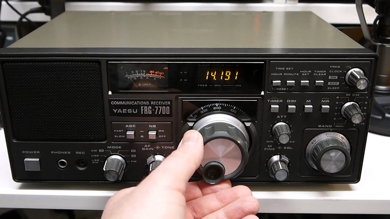 Yaesu FRG-7700 on Ebay UK - YouTube