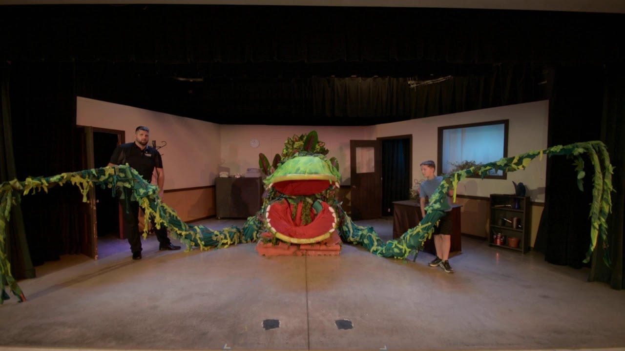 Audrey II - Puppet 4 - YouTube