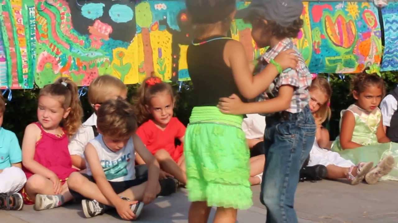 Elsa danse la Java - YouTube