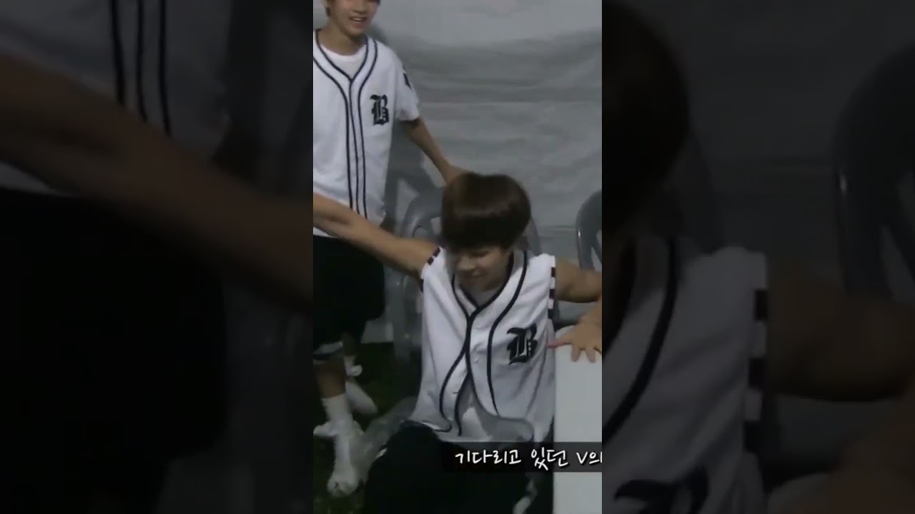 jimin falling from chair compilation🤣🤣 - YouTube