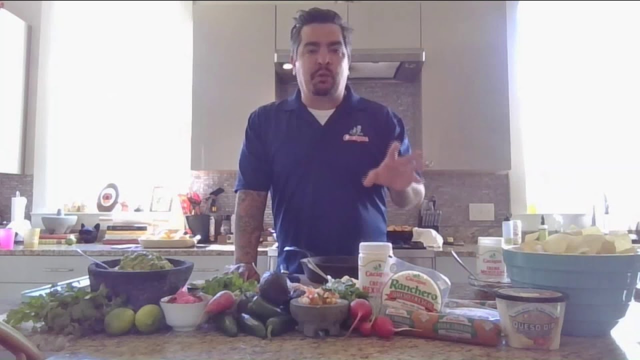 Cinco de Mayo recipes with chef Aaron Sanchez - YouTube