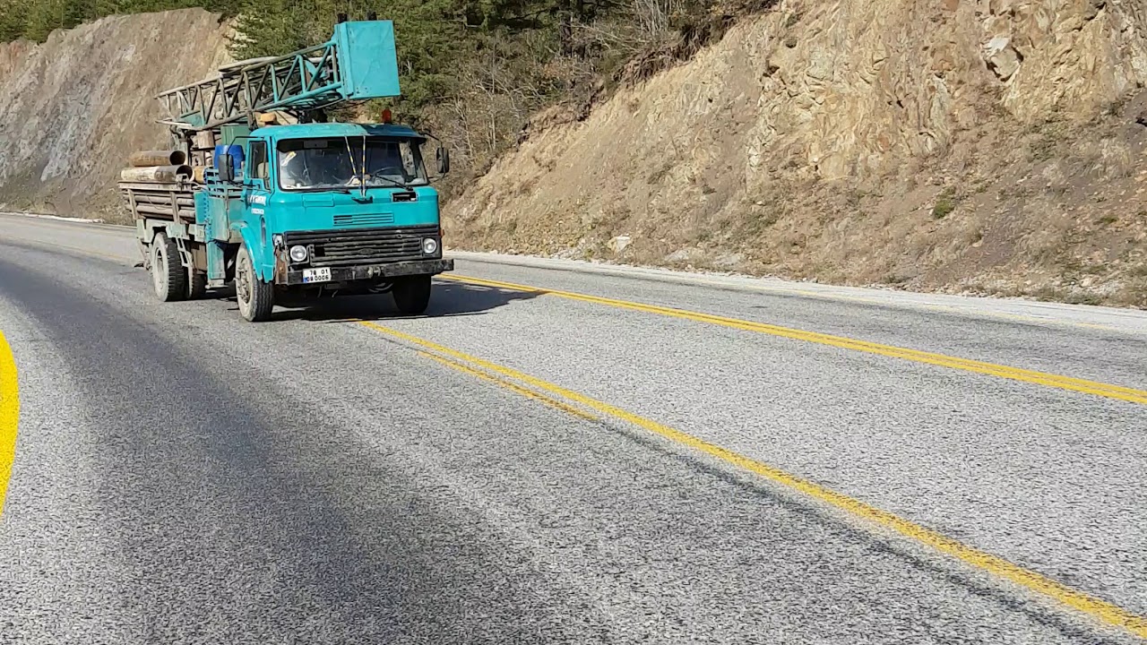 Ford D1210 - YouTube