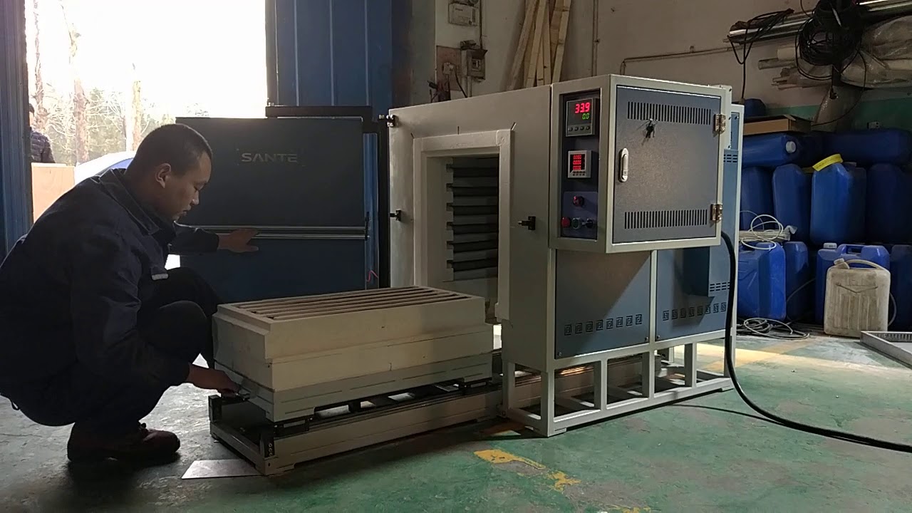 small car bottom furnace operation video - YouTube