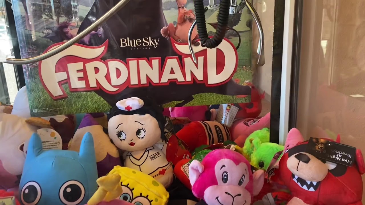 I THINK I FOUND THE WORLD’S WORST CLAW MACHINE EVER! - YouTube