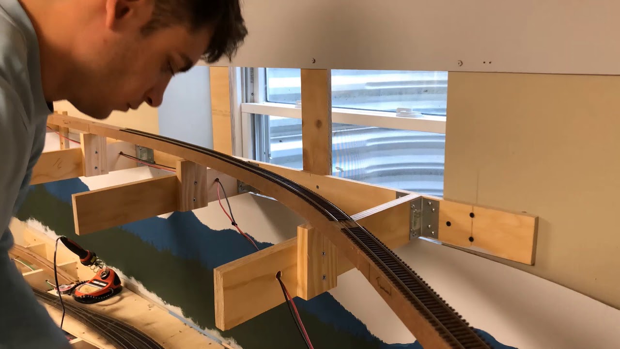 TIMELAPSE - Laying Track on the Cascade Subdivision - YouTube