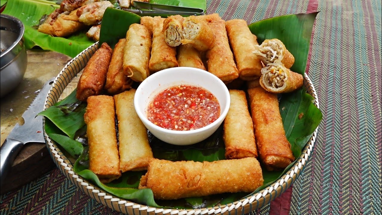សាយ៉បំពងស្នូលត្រាវ - Taro Spring Roll with Sauce - YouTube