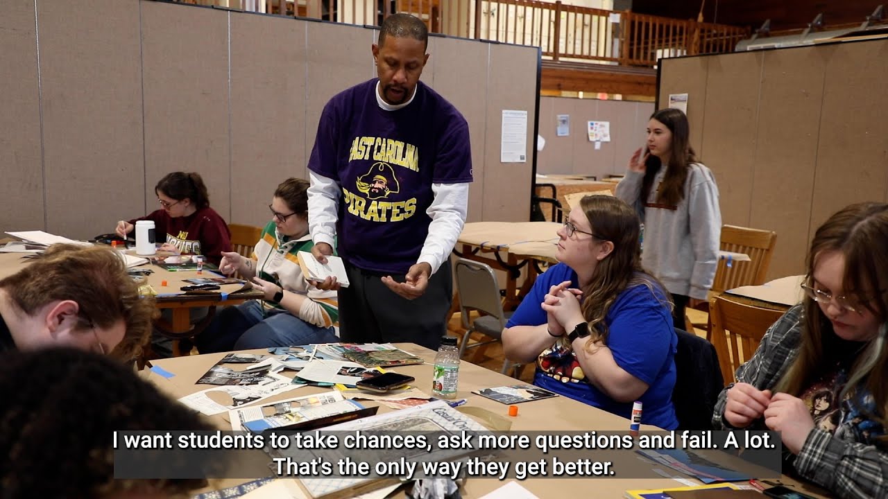 Spring 2023 visiting artist Len Davis teaches what goes in to "A ...