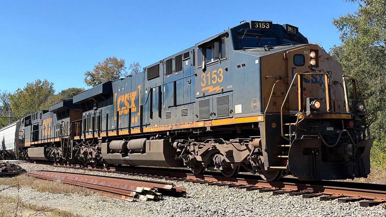 CSX 3153 leads a very long M583 on a gorgeous sunny day ☀️ 10-15-2025 - YouTube
