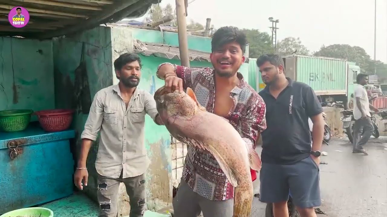 వైజాగ్ లో ఫిష్ యార్డ్ చుస్తే మతి పోతది | Vizag Fish Yard | Local Boy Nani | DarestarGopal - YouTube