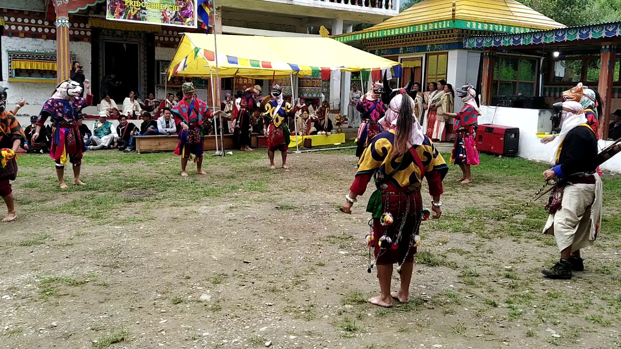 Bardochaam Dance of Shergaon.... - YouTube
