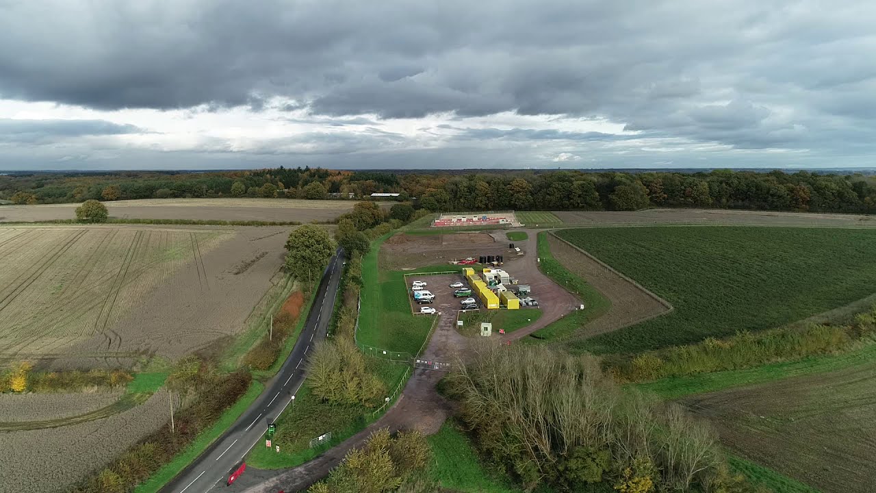 HS2 Cubbington pear tree - YouTube
