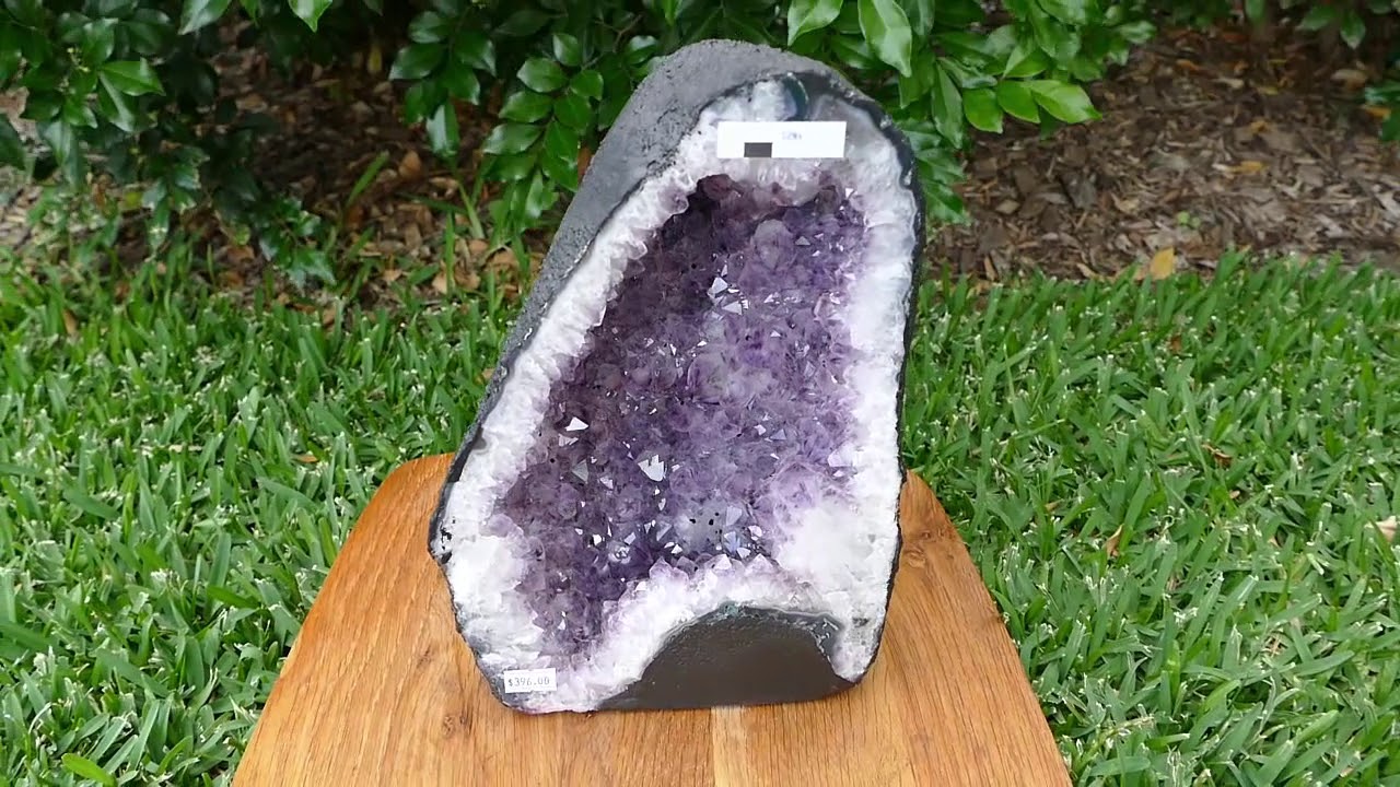 Amethyst Geode Cave from Brazil at 5.29kgs - YouTube