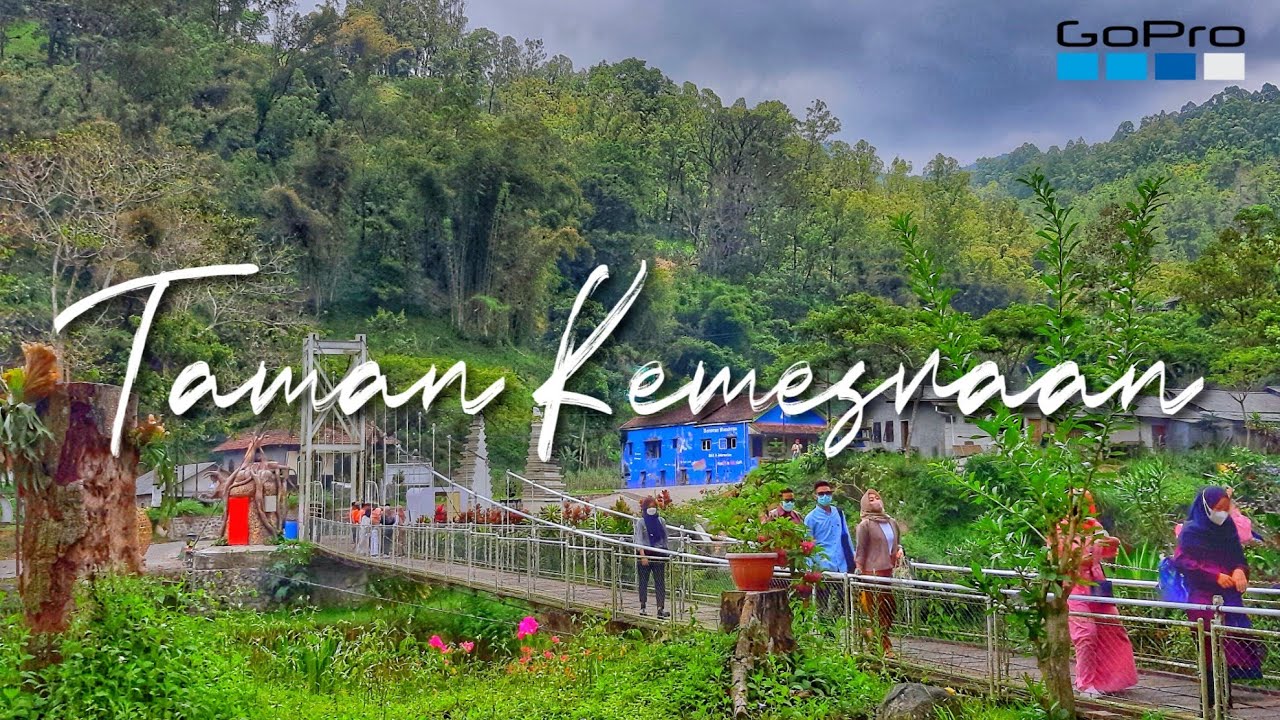 Taman Kemesraan - Wisata Romantis di Pujon 🇮🇩 - YouTube