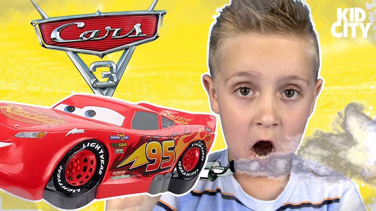 Disney Cars 3 Movie Gas Out Game! Lightning McQueen & Cars Toys ...