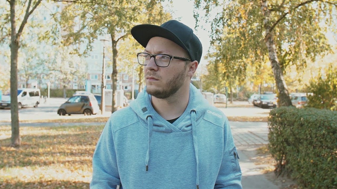 Gio feat. Raportagen - Gio, rap ma (prod. by Dansonn) - YouTube