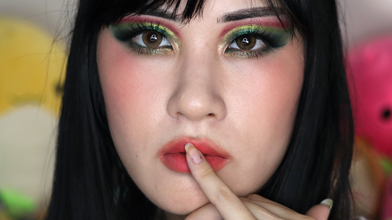 🍀 Fantasy Cosmetica: Druid Eyeshadow Palette 🍀 - YouTube