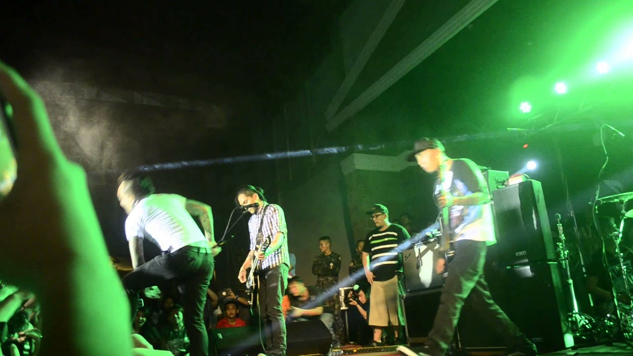 K.T.S. 2014(D.L.S.U.-D) Kamikazee - Seksi Seksi HD - YouTube