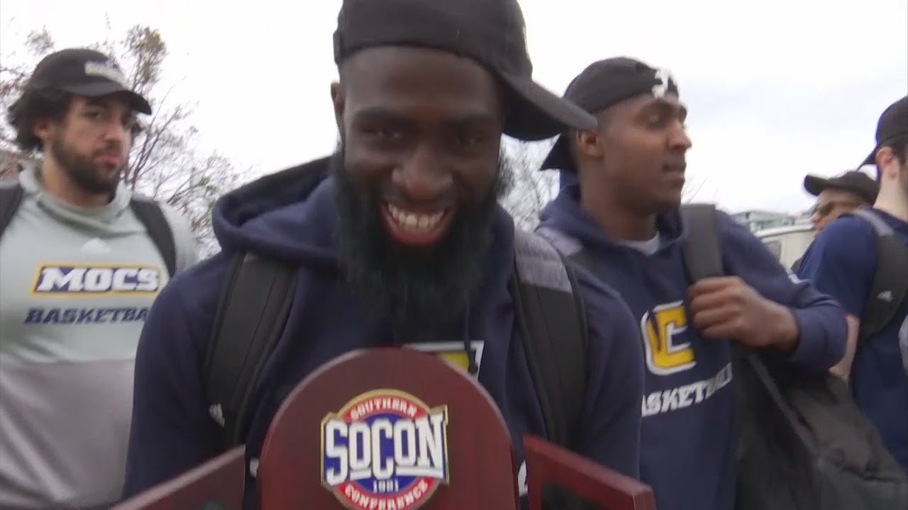 Mocs Fans Welcome Home SoCon Champs - YouTube