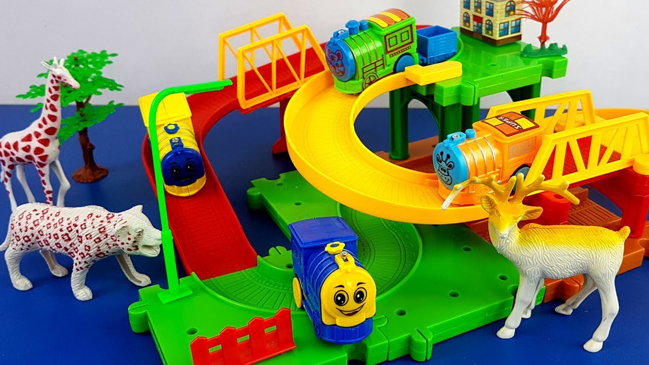 Unboxing & Assembling Toy Train Jungle Safari Multilevel Train Track ...