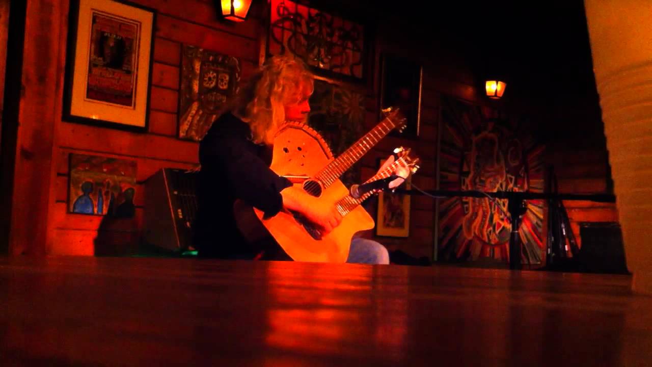 Brian Henke playing his harp guitar - YouTube
