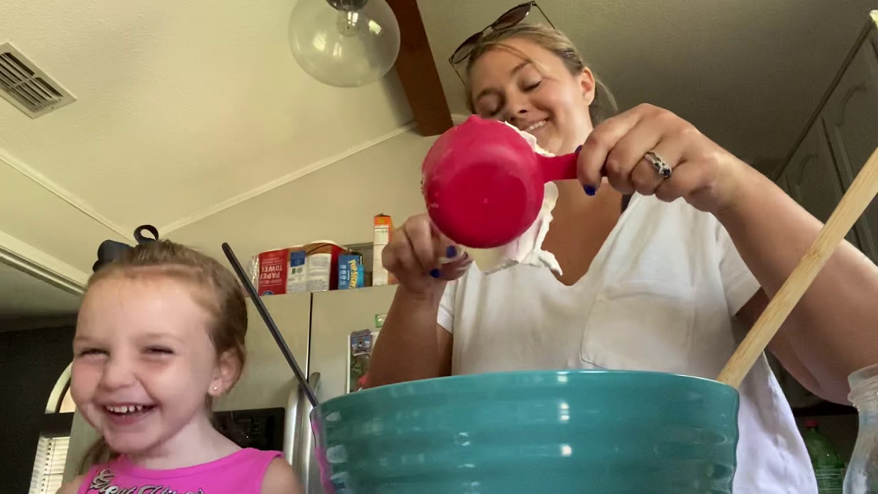 Cooking show with Rachel and Reagan - YouTube