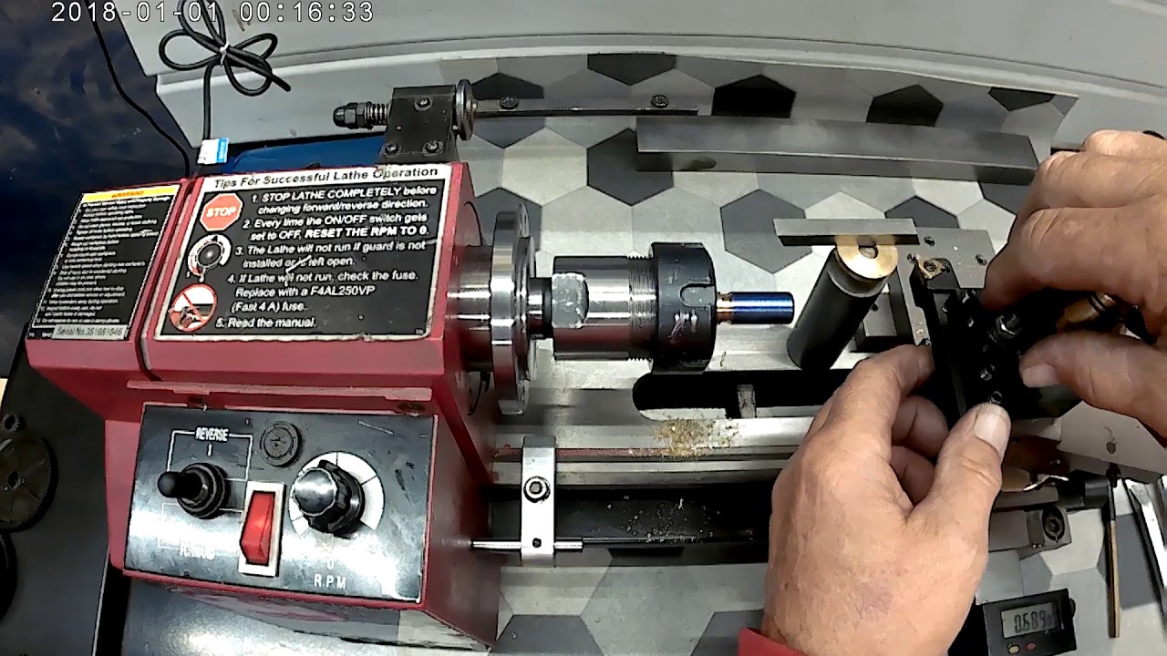 THREADING MINI LATHE PART TWO - YouTube