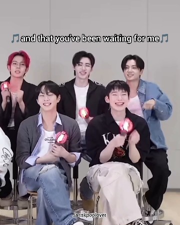 Teaching ENGENE the fan chant for Bad Desire (with or without you)" # ...