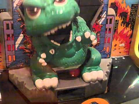 Godzilla Jr. arcade game Namco - YouTube