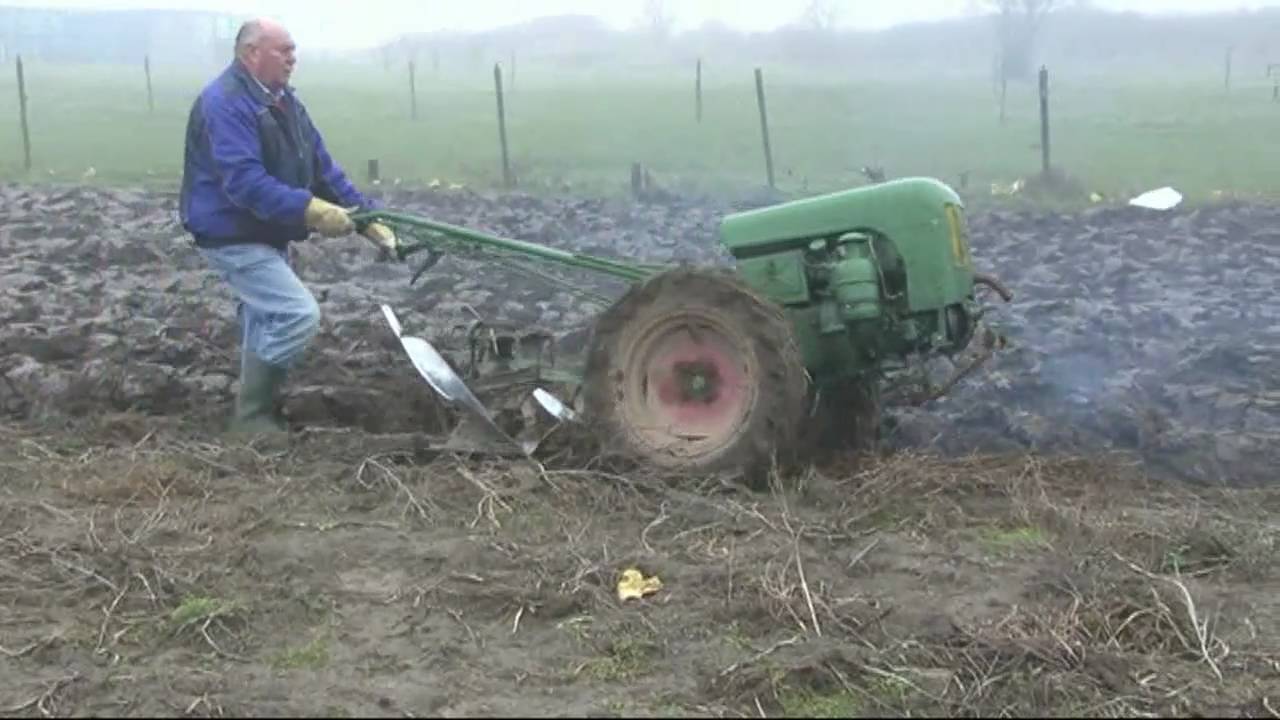 Ploegen met Holders - YouTube