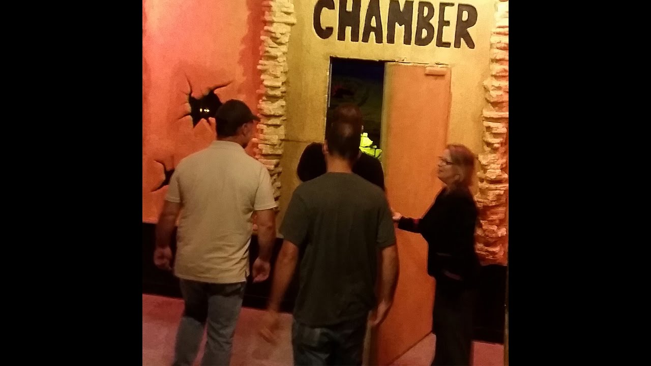 Chamber escape room - YouTube