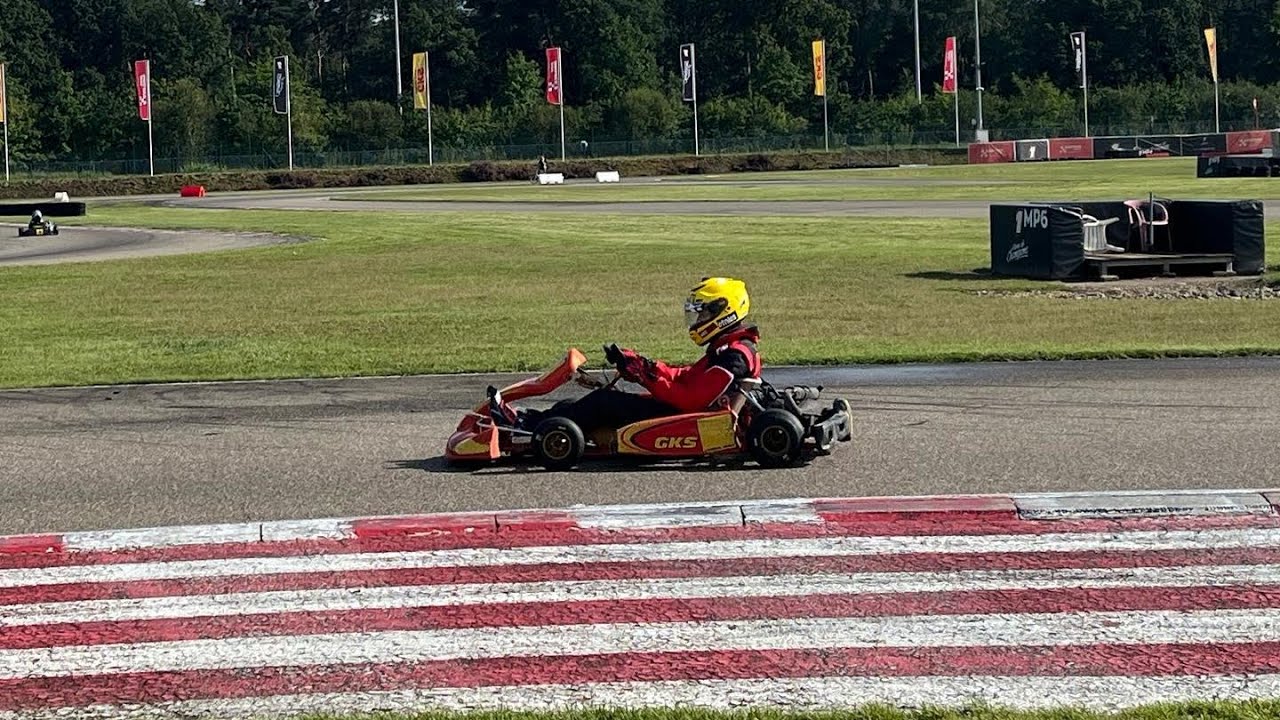 MY FIRST TIME EVER IN A ROTAX MAX SENIOR KART ( +120kph!!! ) - Karting ...