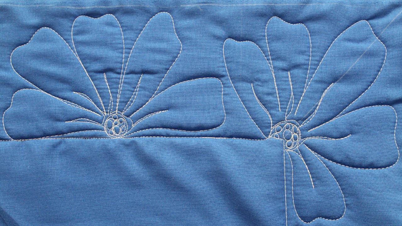 APQS Video Tutorial: Half Blossom Border - YouTube