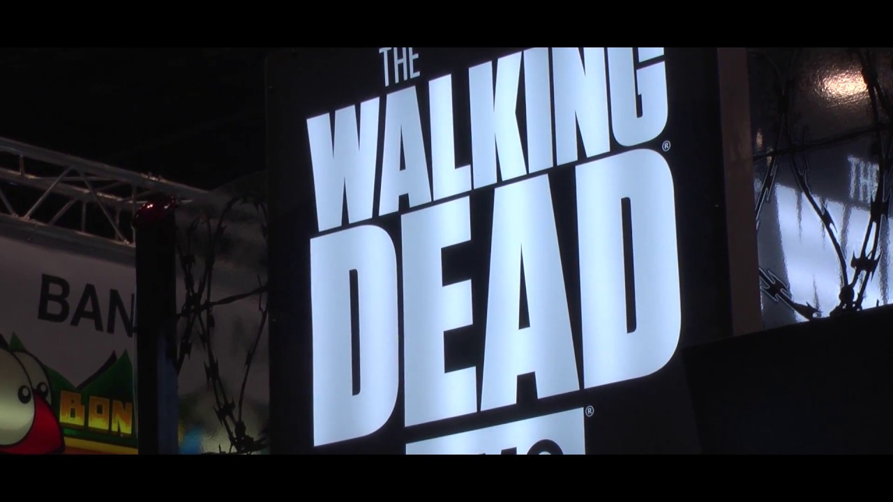 The Walking Dead - RAW THRILLS - IAAPA 2016 - YouTube