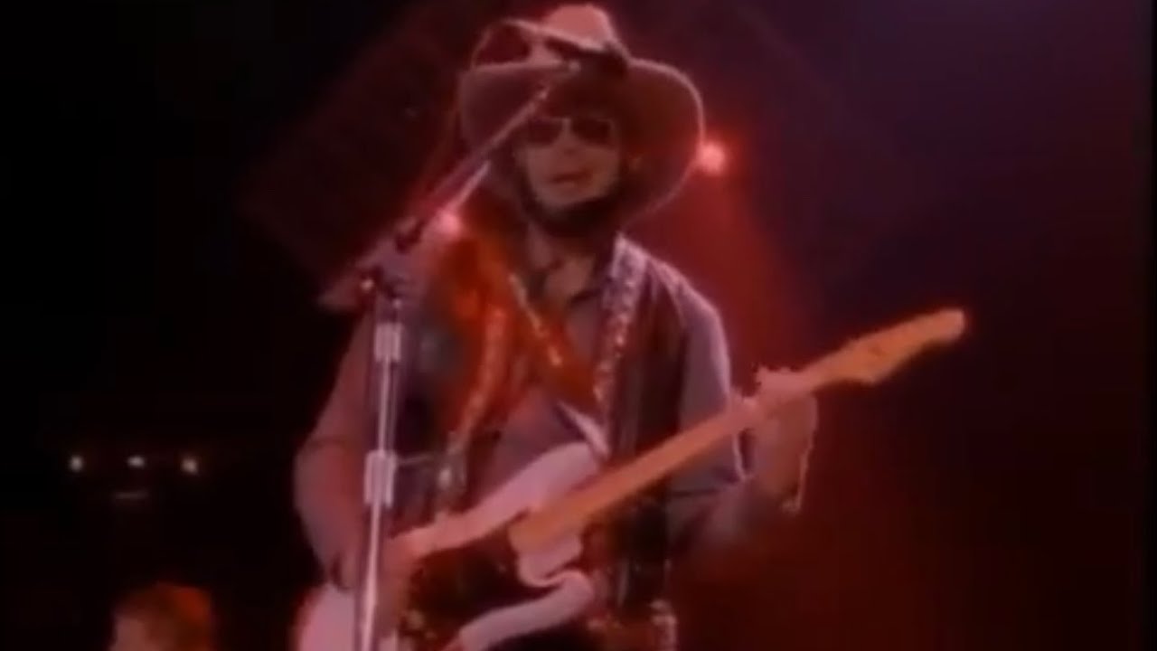 Hank Williams, Jr and The Bama Band - Mind Your Own Business/Move It On ...