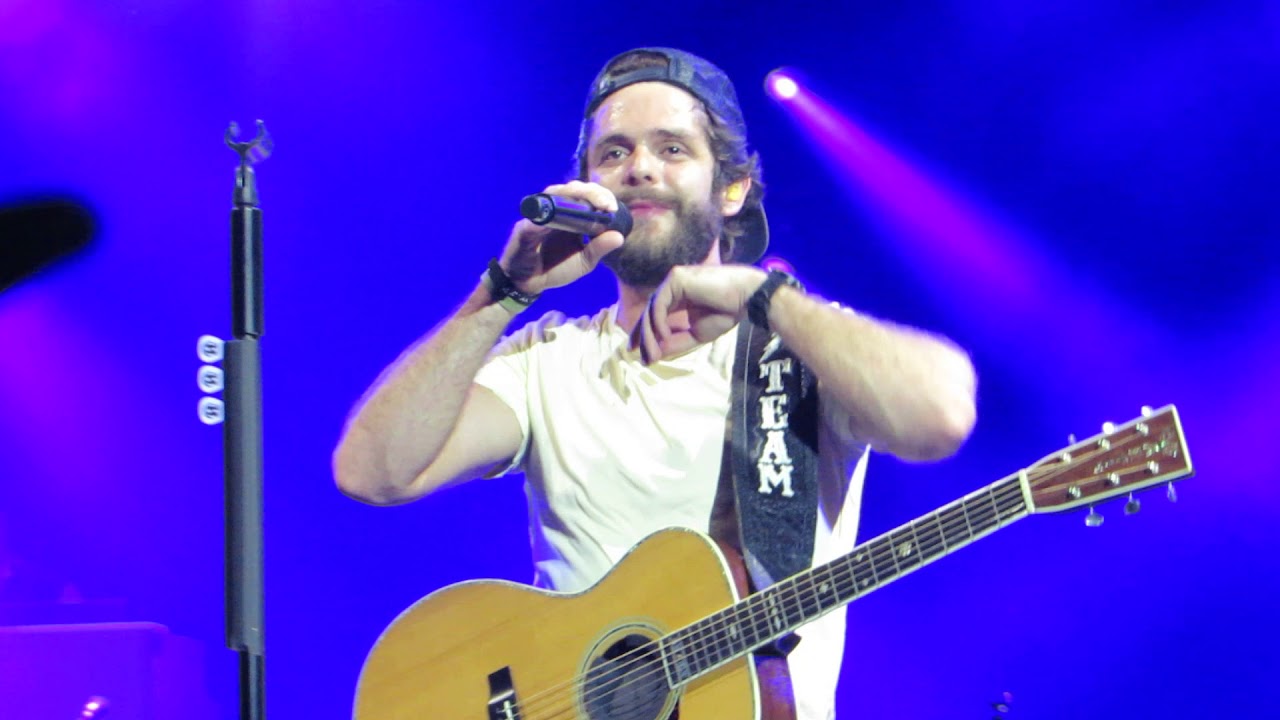 Thomas Rhett "Sixteen" Live at BB&T Pavilion - YouTube
