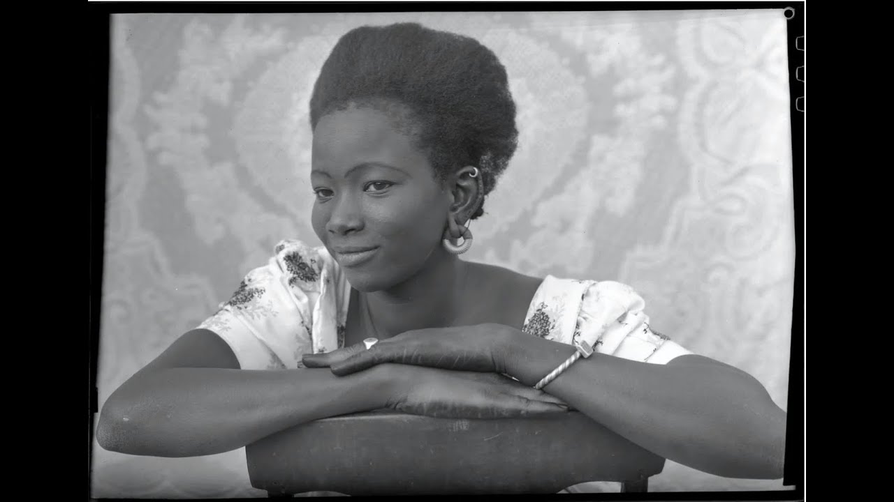 Le portrait photographique de studio - YouTube