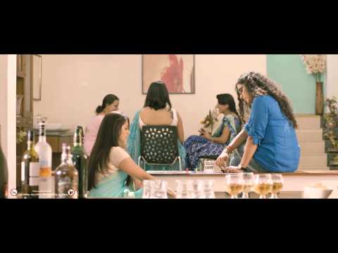 Buddy Malayalam Movie | Scenes | Guests mistake Asha Sarath and  Bhumika Chawla