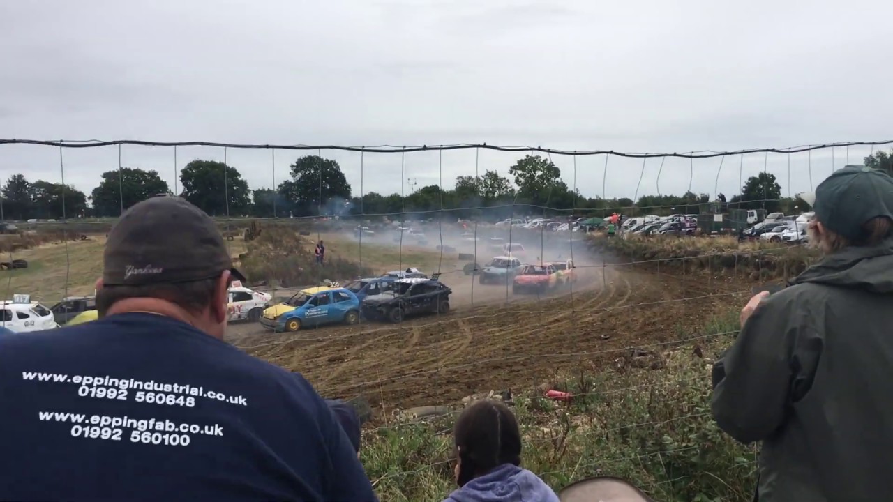 Stansted raceway FWD dirt rods - YouTube