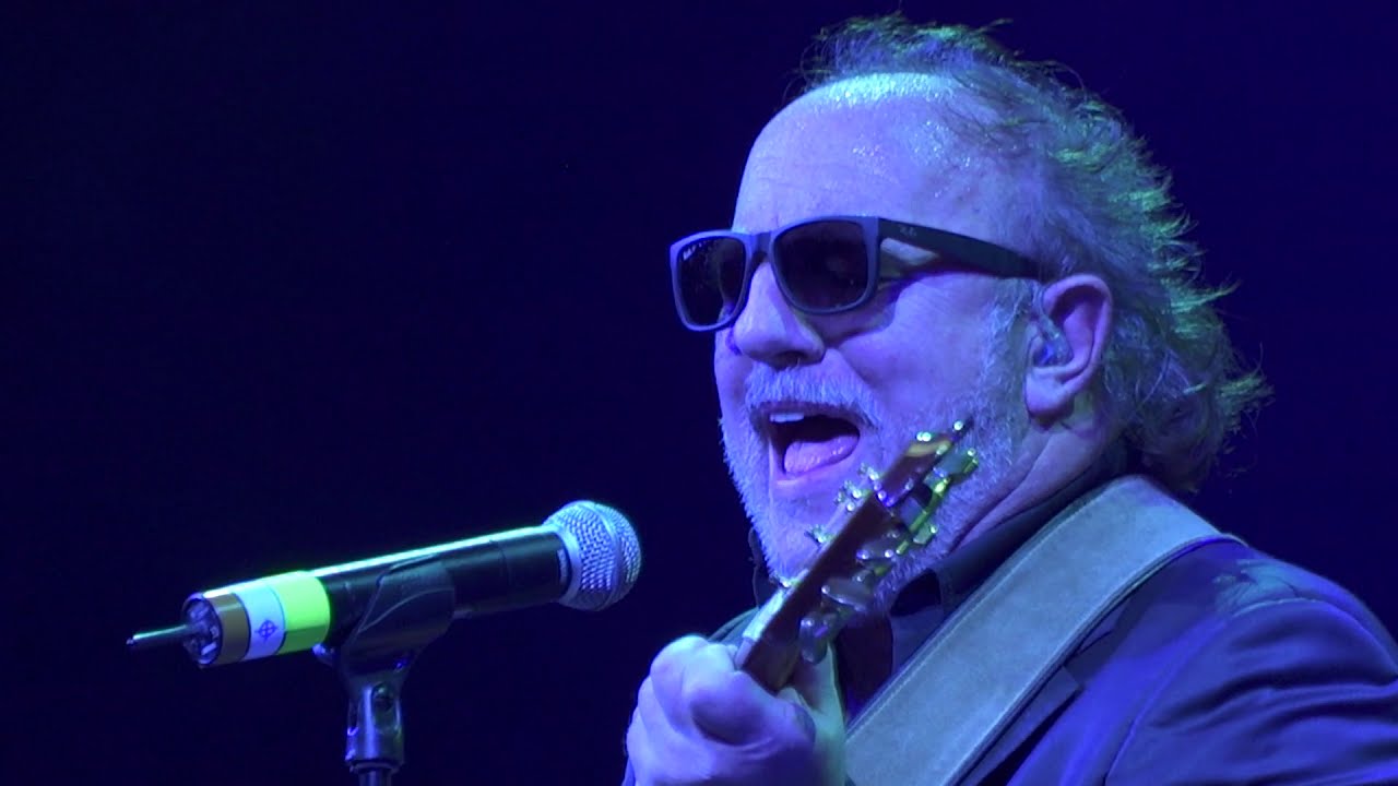 Opus Live at the Opera - Live Recording "Withe Land" - YouTube