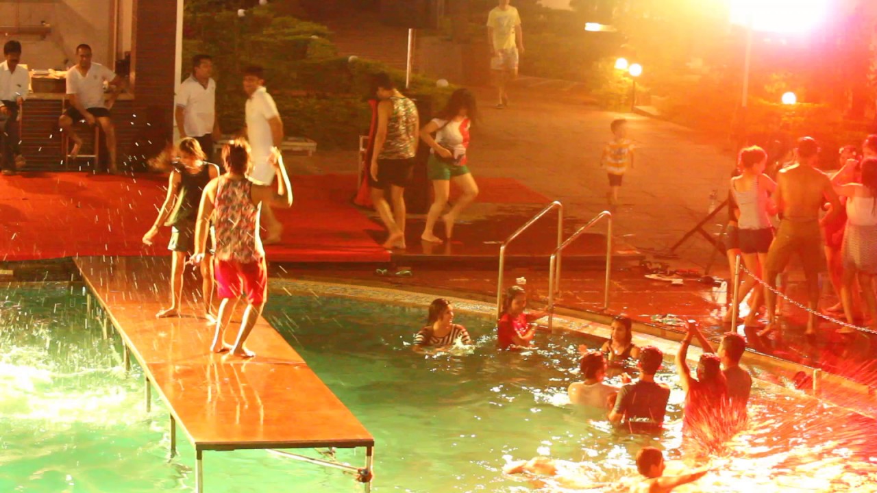 Night Pool Party 2 - YouTube