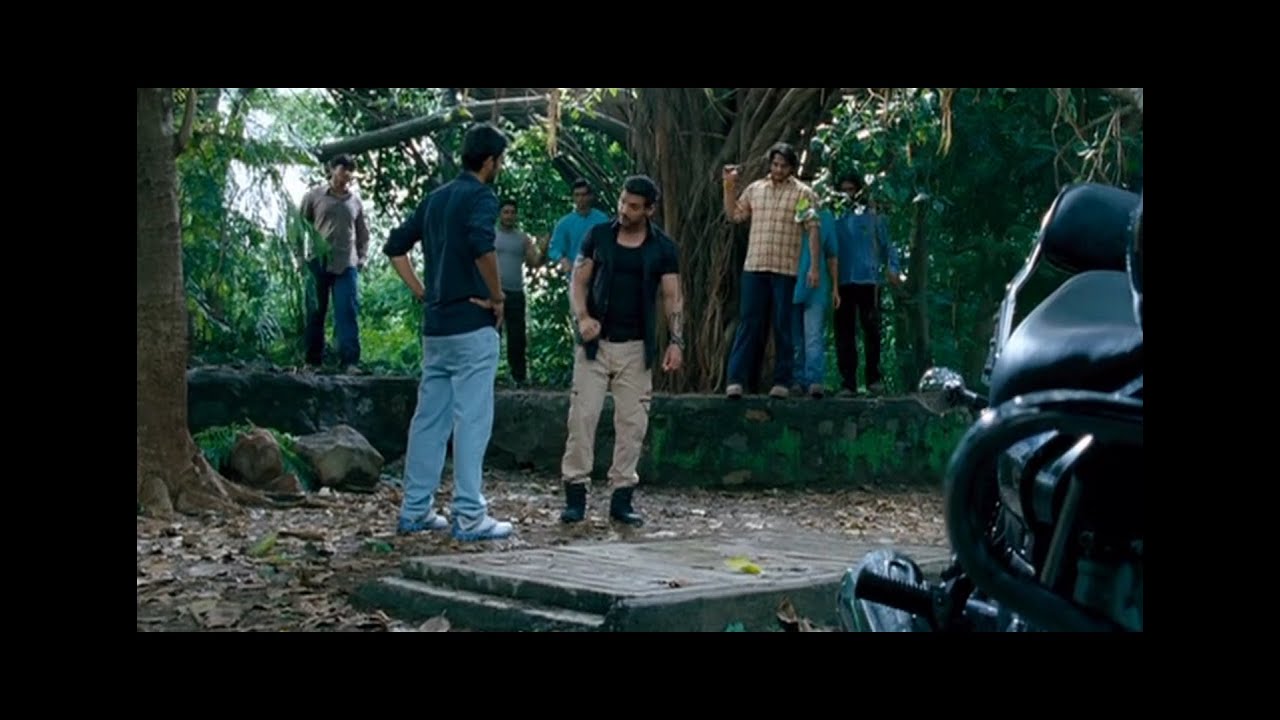 Force movie John Abraham entry fight scene || John Abraham,Genelia D ...