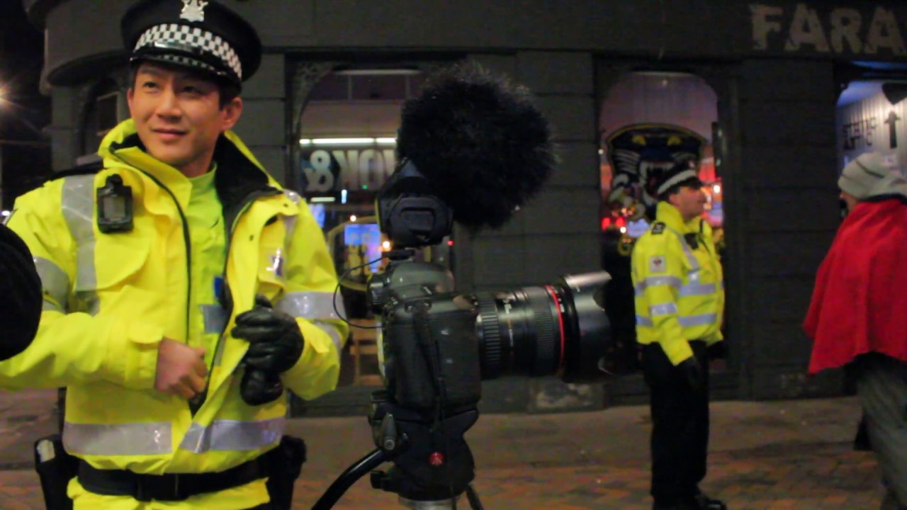 Surrounded by Police for public street photography - YouTube