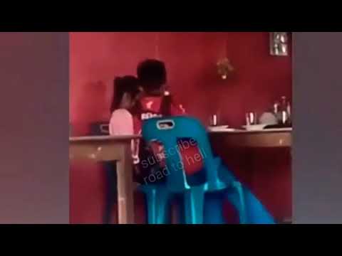 Terduduk ciuman Kids jaman now