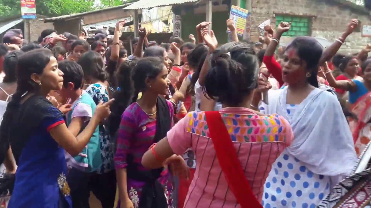Durga Puja Vasan Dance In Boinchi - YouTube
